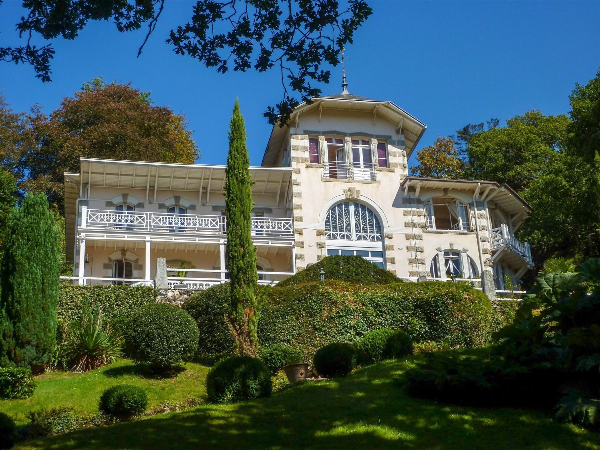 Vente Villa Morlaix 10 Pièces 448 m² - Bretagne Sud Sotheby's ...